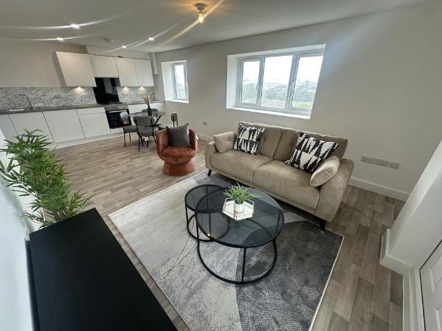 Church Walk, Bootle, L20 2 bed apartment to rent £1,050 pcm £242 pw