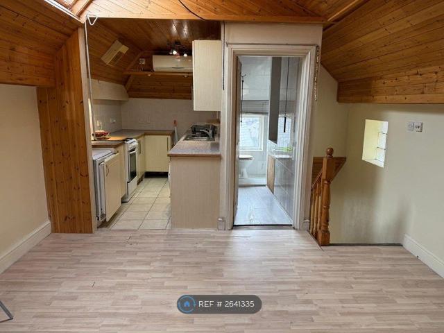 Church Walk, Colchester CO1, 2 bed maisonette to rent, £950 pcm | PrimeLocation