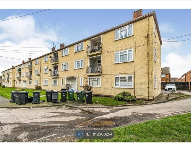 Churchfield Avenue, Tipton DY4, 3 bed flat to rent, £1,100 pcm | PrimeLocation