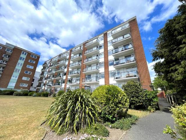Churchfield Court, Parkstone Rd 2 bed flat to rent £1,295 pcm £299 pw