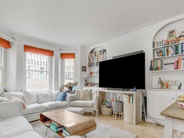 Churchfield Mansions, Cristowe Road, 2 Bedroom Flat