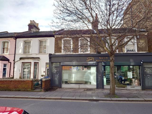 Churchfield Road, Acton, London W3, 2 bed flat to rent, £2,250 pcm | PrimeLocation