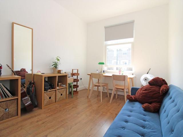 Churchfield Road, Acton W3, 1 bed flat to rent, £1,700 pcm | PrimeLocation