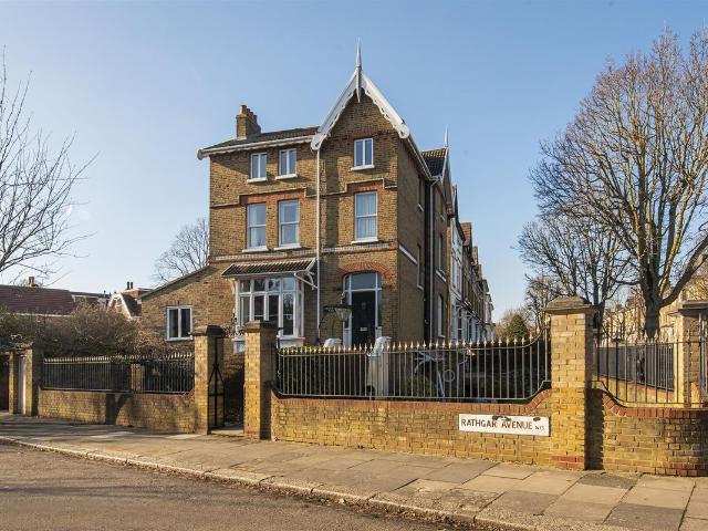 Churchfield Road, Ealing W13, 2 bed flat to rent, £2,850 pcm | PrimeLocation