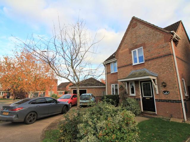 Churchfields, Hethersett NR9, 3 bed detached house to rent, £1,350 pcm | PrimeLocation