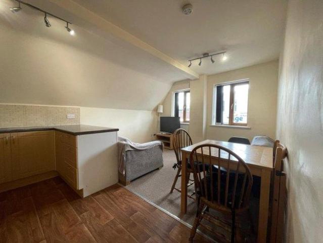 Churchgate Mews 2 bed house share to rent £1,342 pcm £310 pw
