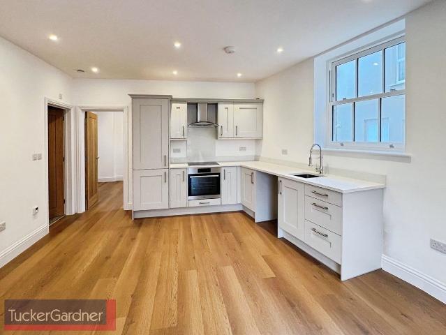 Churchgate Street, Ely CB7, 1 bed flat to rent, £1,050 pcm | PrimeLocation