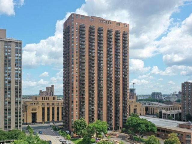 Churchill 1 Bedroom Apartment for Rent at 111 Marquette Ave, Minneapolis, MN 55401 Downtown West