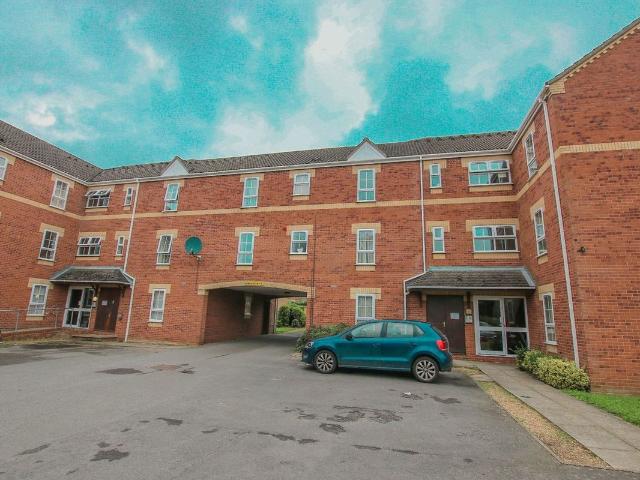 Churchill Court, Telford Close, King's Lynn PE30, 2 bed flat to rent, £800 pcm | PrimeLocation