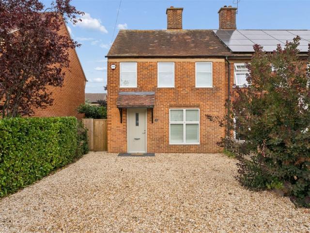Churchill Crescent OX9, 3 bed end terrace house to rent, £2,200 pcm | PrimeLocation