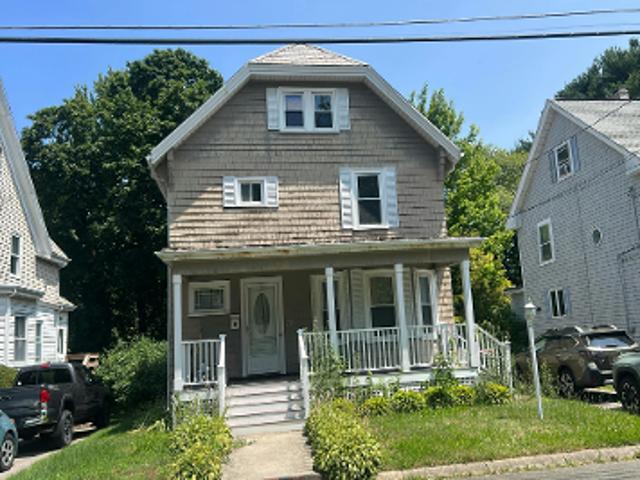 Churchill Ave