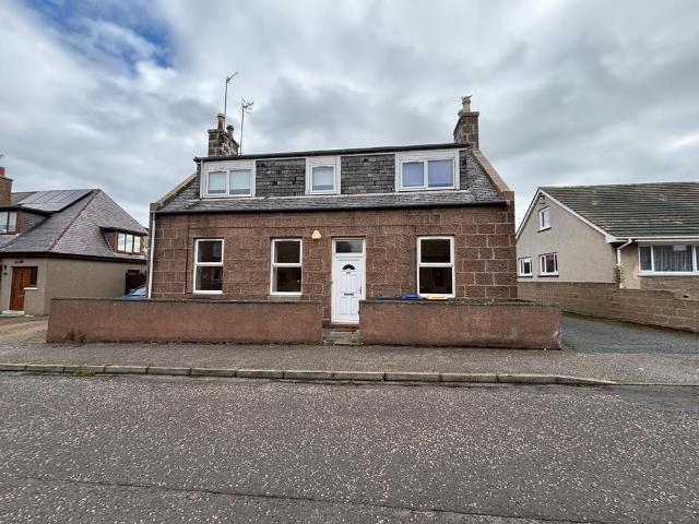 Churchill Drive, Peterhead AB42, 2 bed flat to rent, £675 pcm | PrimeLocation