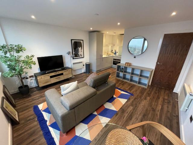 Churchill Place, Basingstoke RG21, 1 bed flat to rent, £1,195 pcm | PrimeLocation