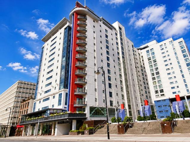 Churchill Way, Cardiff CF10, 3 bed flat to rent, £2,090 pcm | PrimeLocation