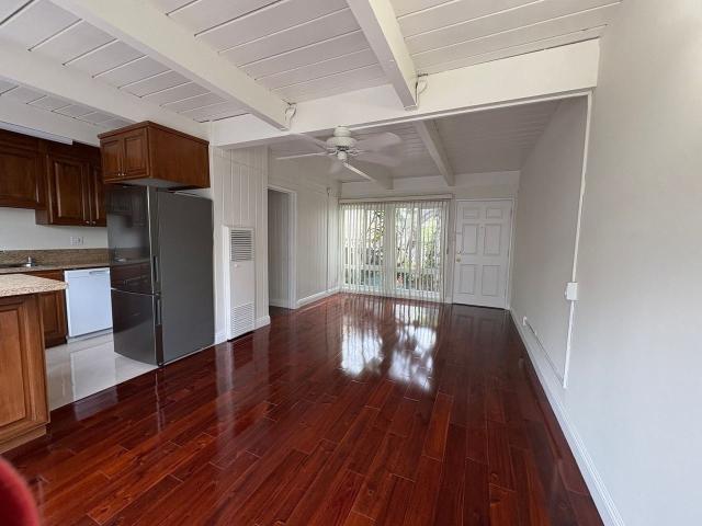 Churchlane Apartments 1 Bedroom Apartment for Rent at 237 1/2 S Church Ln, Los Angeles, CA 90049 Brentwood