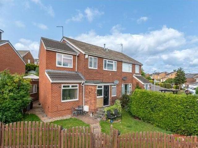 Churwell, Harwill Rise, Morley, 4 Bedroom Semi detached