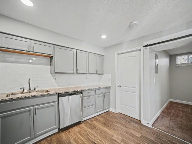 Cimarron Apartments 2 Bedroom Apartment for Rent at 1601 Blue Ridge Blvd, Independence, MO 64052 Fairland Heights