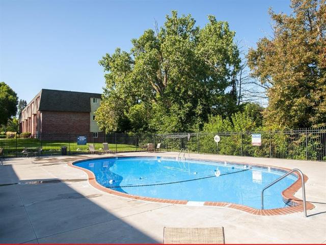 Cimarron Hills 1 Bedroom Apartment for Rent at 9670 Berry Plz, Omaha, NE 68127