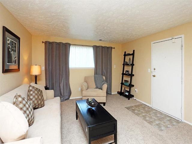 Cimarron Hills 2 Bedroom Apartment for Rent at 9670 Berry Plz, Omaha, NE 68127