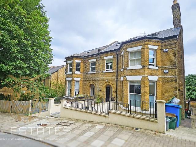Cintra Park, Cystal Palace SE19, 2 bed flat to rent, £1,800 pcm | PrimeLocation