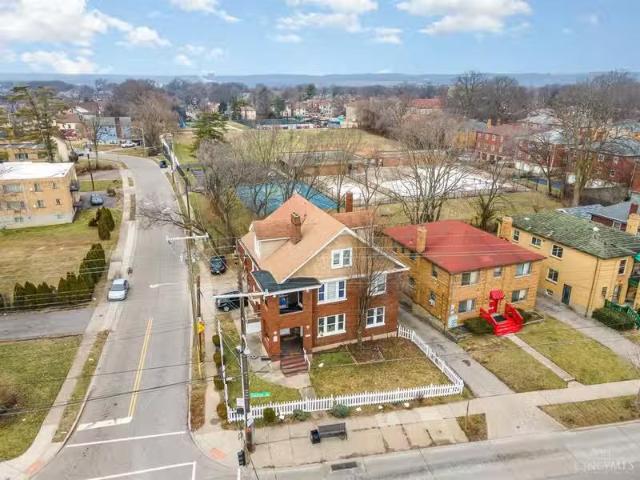 Cincinnati, OH MF Apt U $1,395.00 Available May 2024 4829.