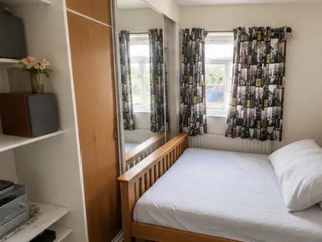Cinderford Way, London, BR1 5NZ, United Kingdom | 1 bed duplex for rent #166935264 | Rentberry
