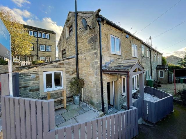 Cinderhills Road, Holmfirth, West Yorkshire HD9, 1 bed detached house to rent, £850 pcm | PrimeLocation