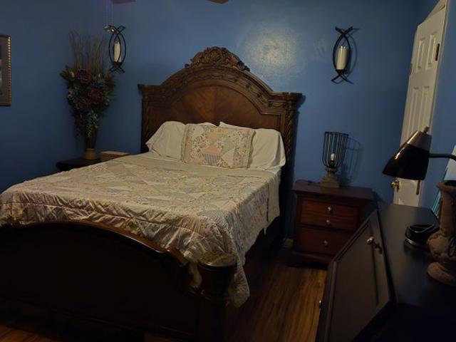 Cinnamon Hill Room for Rent