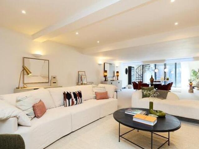 Cinnamon Row, Clove Hitch Quay, 5 Bedroom Terraced