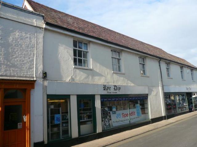 Cinque Ports Street, Rye TN31, 2 bed flat to rent, £950 pcm | PrimeLocation