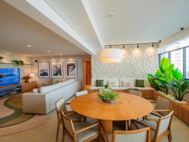 Cinque Terre 142m² 3 suítes com piscina privativa