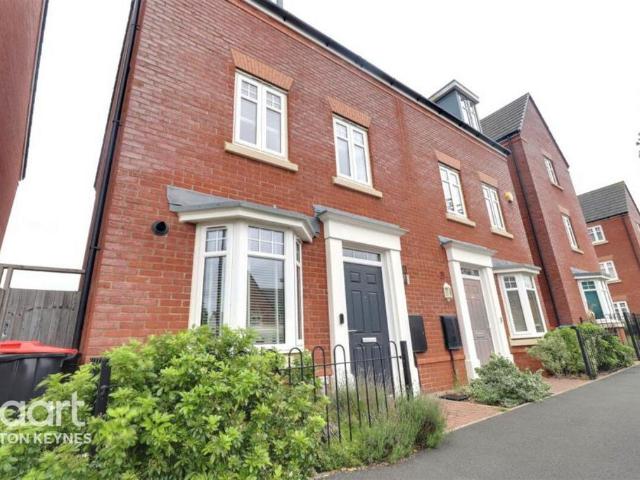 Cicero Crescent, Fairfields 4 bed semi detached house to rent £2,075 pcm £479 pw