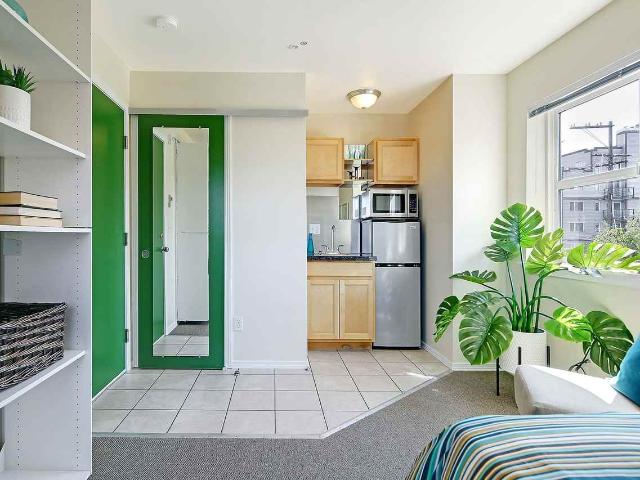 Cielo Apodments Studio Apartment for Rent at 4524 7th Ave Ne, Seattle, WA 98105 University District