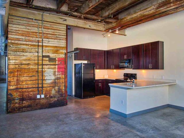 Circa Apartments 1 Bedroom Apartment for Rent at 617 N College Ave, Indianapolis, IN 46204 Downtown Indianapolis