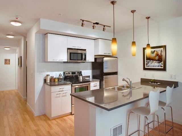 Circa Green Lake Apartments 1 Bedroom Apartment for Rent at 6900 E Green Lake Way N, Seattle, WA 98115 Green Lake