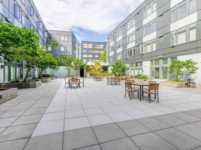Circa Green Lake Apartments 1 Bedroom Apartment for Rent at 6900 E Green Lake Way N, Seattle, WA 98115 Green Lake