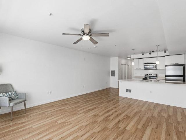 Circa Green Lake Apartments 2 Bedroom Apartment for Rent at 6900 E Green Lake Way N, Seattle, WA 98115 Green Lake