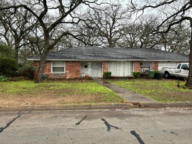 Circleview Dr S