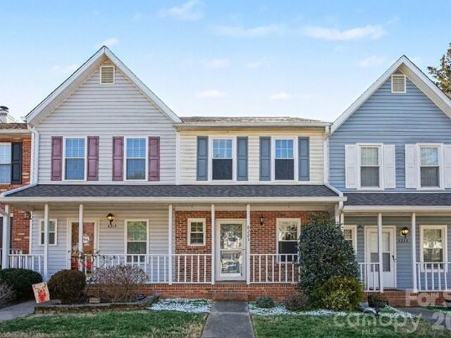 Circle Tree Ln, Charlotte, Home For Sale