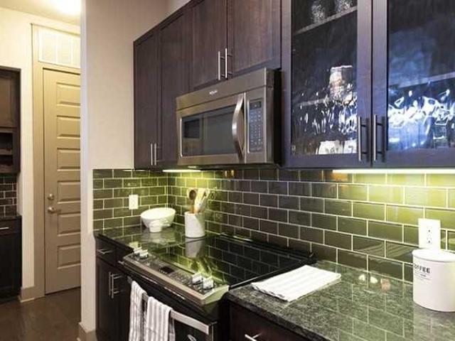 Circuit 1 Bedroom Apartment for Rent at 2424 Capitol St, Houston, TX 77003 Downtown Houston