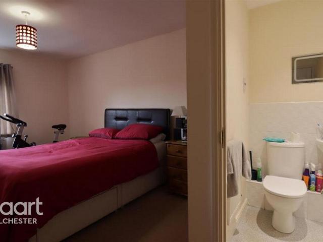 Circular Road South, Colchester 2 bed apartment to rent £1,225 pcm £283 pw