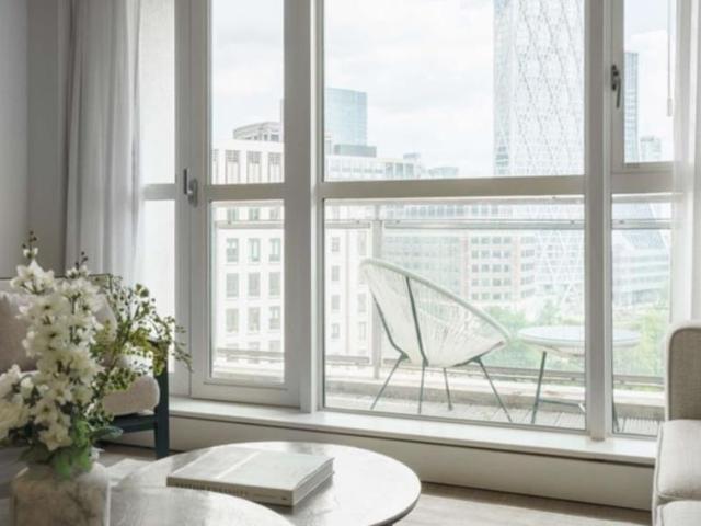 Circus Apartments, Westferry Circus, London E14