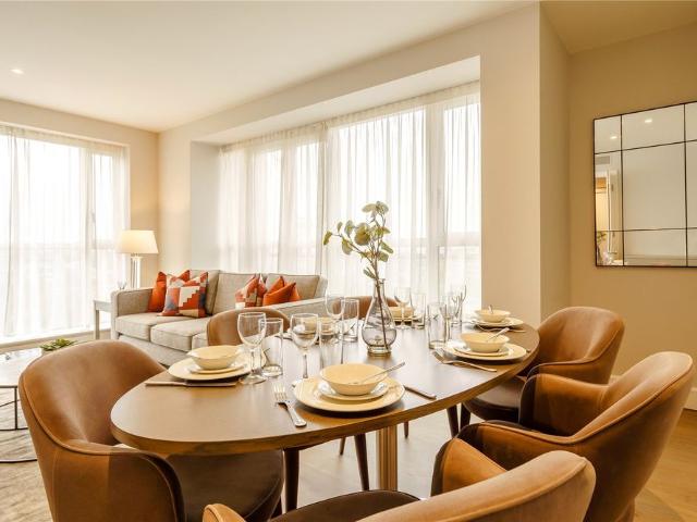 Circus Apartments, Canary Wharf