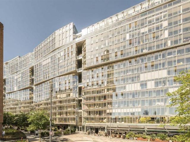 Circus Road West, London SW11 2 bed flat to rent £5,500 pcm £1,269 pw