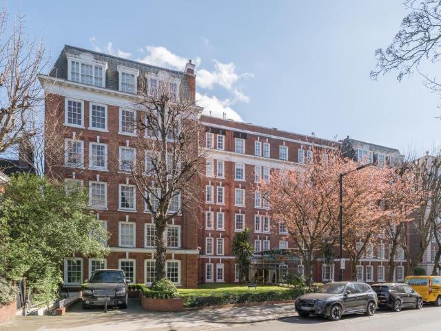 Circus Road, London, NW8 2 bed flat to rent £3,000 pcm £692 pw