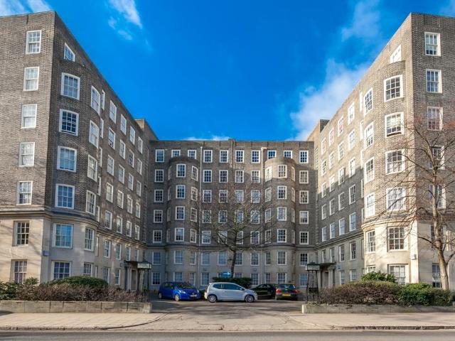 Circus Road, London NW8 3 bed flat to rent £4,992 pcm £1,152 pw