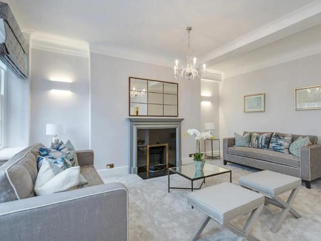 Circus Road, London NW8 3 bed flat to rent £5,417 pcm £1,250 pw