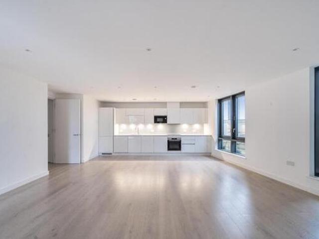 City North Place, London, 3 Bedroom Flat