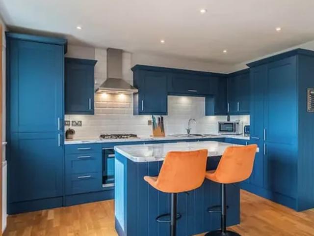 City of Edinburgh, EH14 1SE, United Kingdom | 3 bed apartment for rent #165689425 | Rentberry