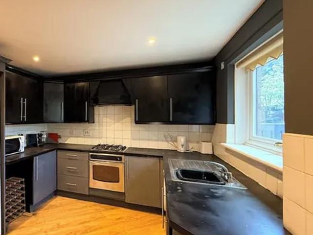 City of Edinburgh, EH15 3JD, United Kingdom | 5 bed townhouse for rent #150353217 | Rentberry